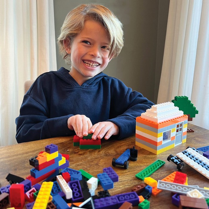 building blogs STEM - S&S Blog