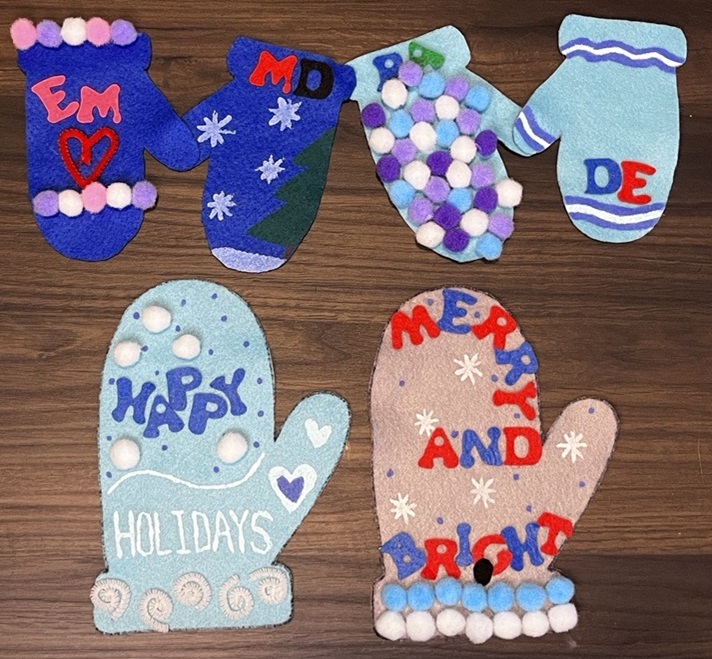 DIY Felt Mittens Craft for the Winter Season - Printable Templates - S ...