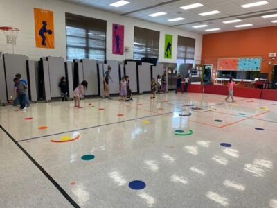 Putt the Rainbow - K-2 PE Golf Activity - S&S Blog